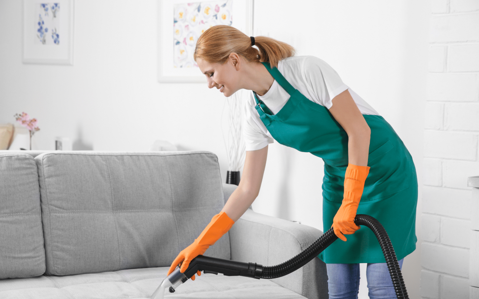 Carpet Cleaning Costs - Prices Per Room & Square Foot in 2024